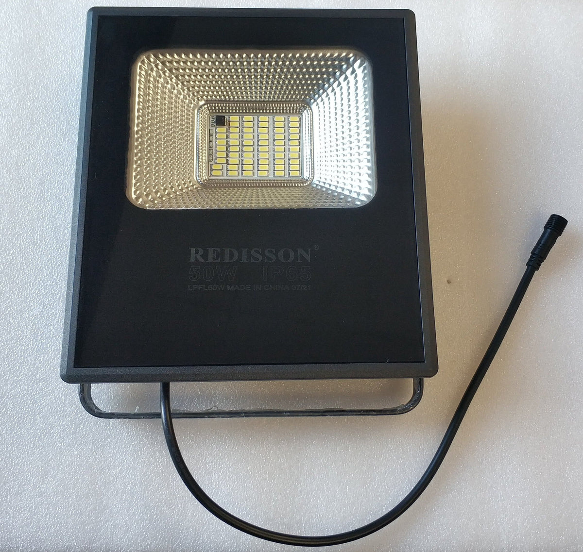 Redisson 50Watt SOLAR Outdoor LED Flood Light – Powerful and Energy ...